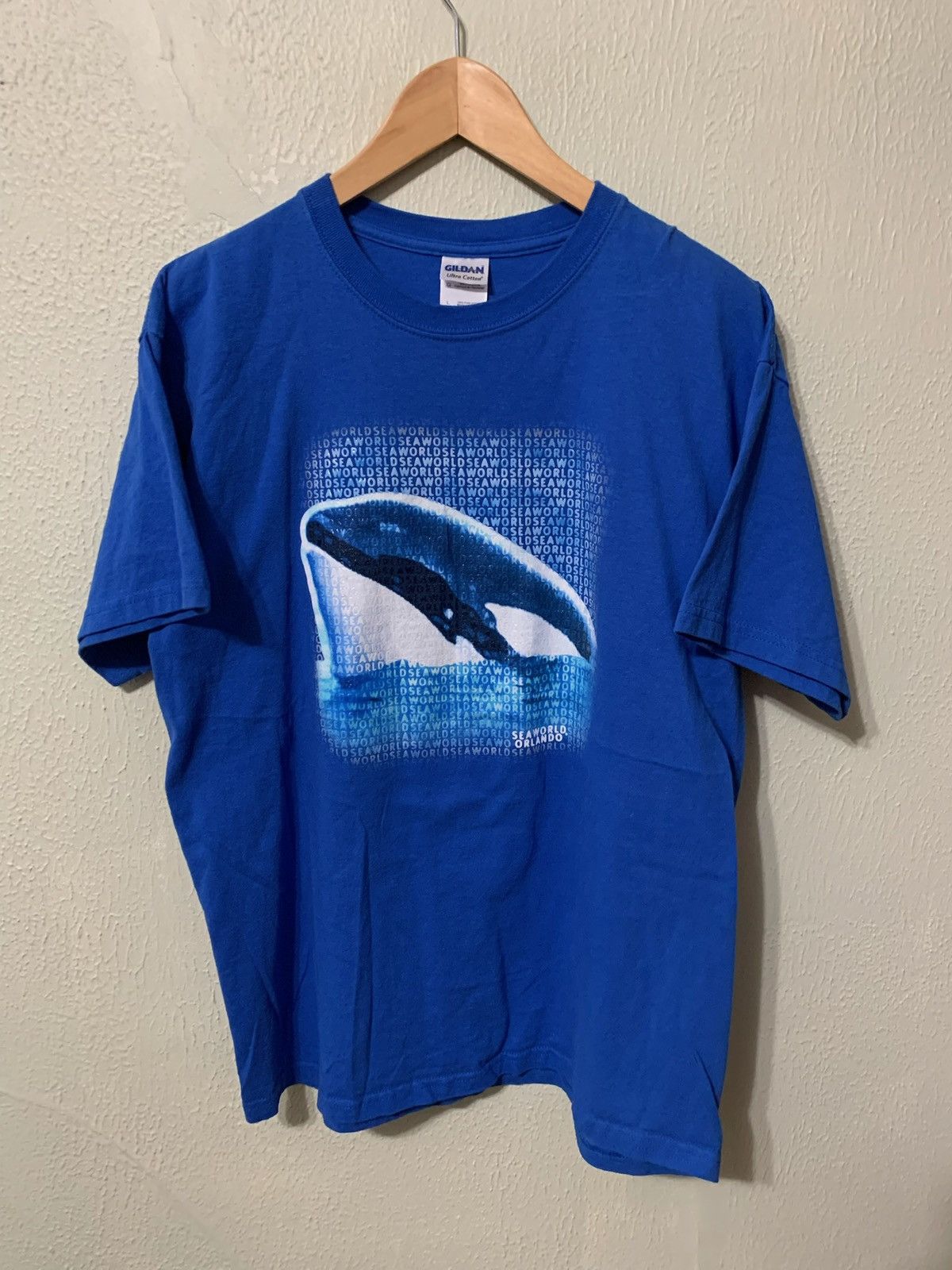Vintage Vintage Seaworld Shamu T-Shirt | Grailed