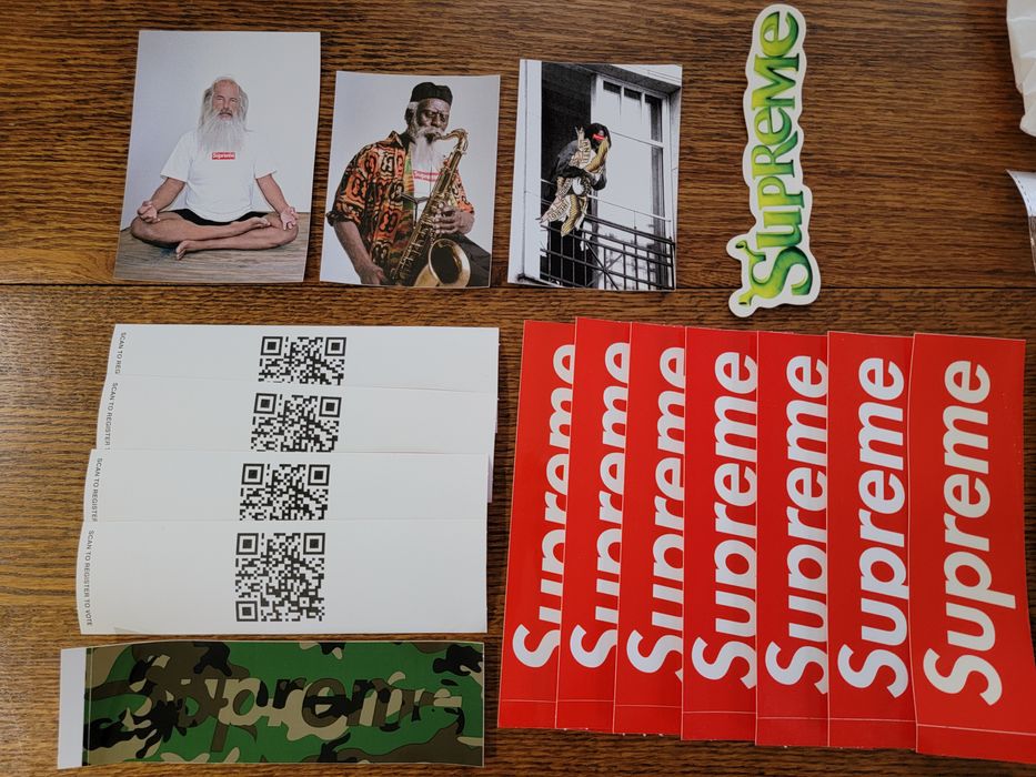 Supreme Supreme Stickers Gloves Bubbles Poncho Photo Box Logo | Grailed