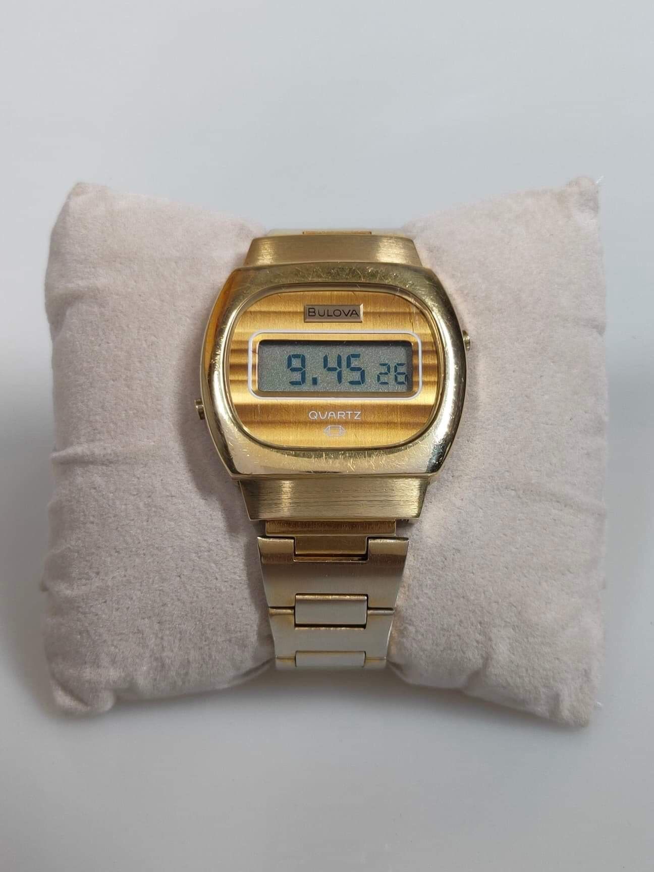 Bulova × Vintage Vintage BULOVA N7 LCD Swiss Made Quartz Men’s Watch ...