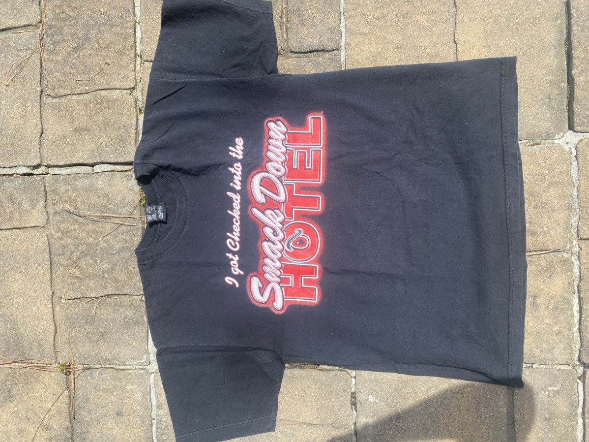 WWE 1999 ‘SmackDown Hotel’ | Grailed