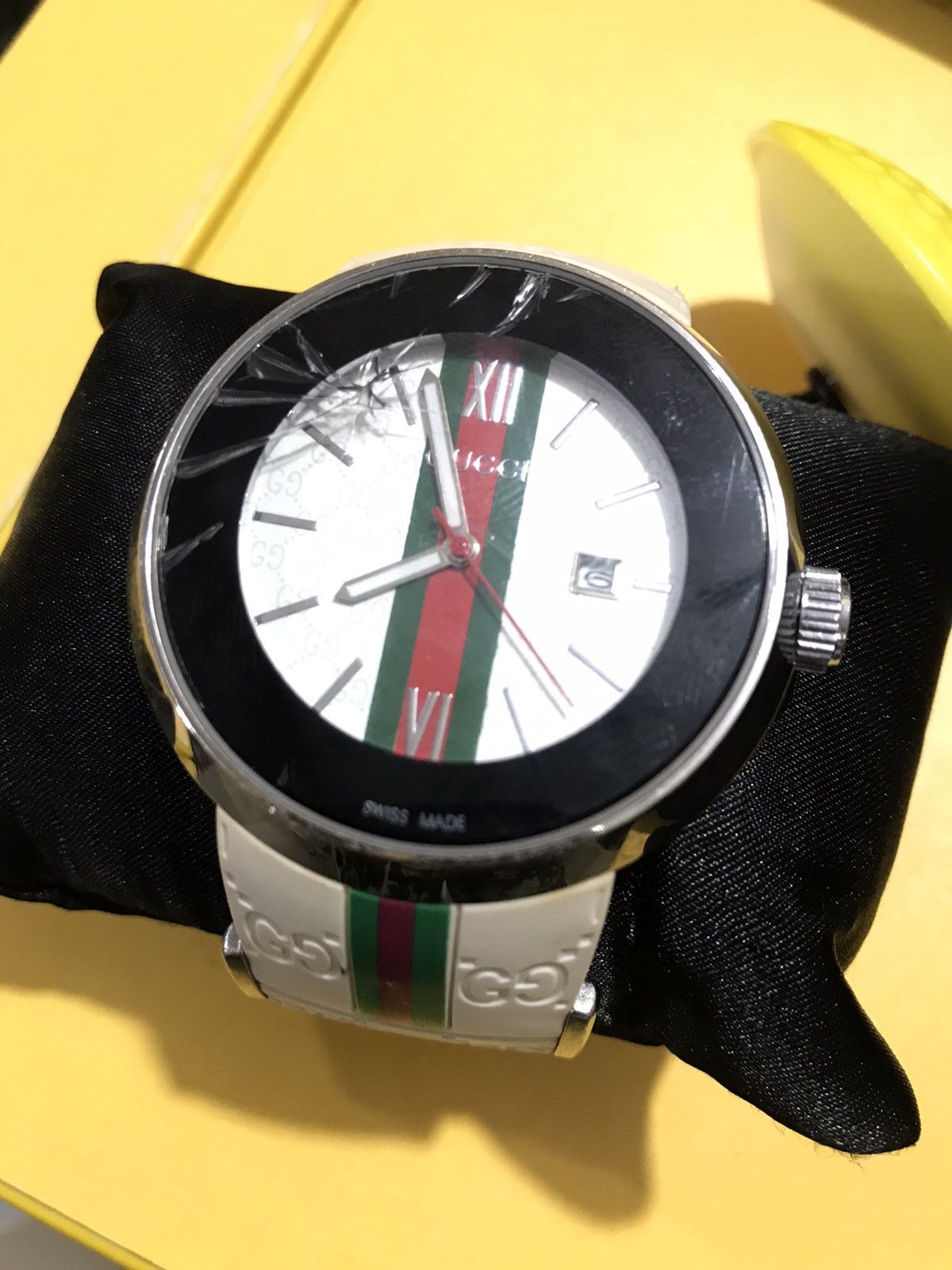 Gucci Gucci mens watch code ref 1142 | Grailed