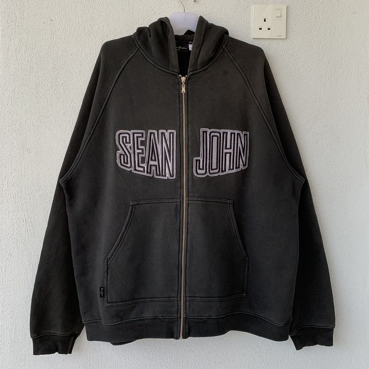 Vintage SEAN JOHN hoodie spell out embroidered big logo.. | Grailed