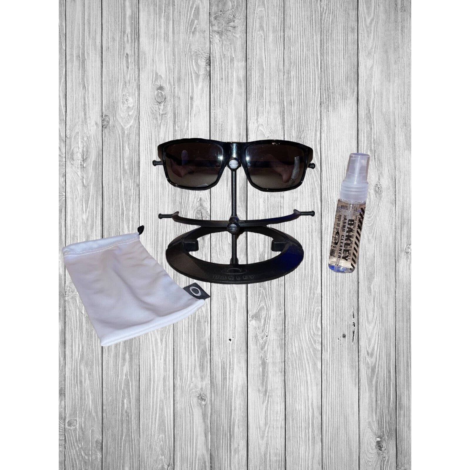 Oakley Oakley Gibson Black Polarized Prizm Sunglasses Lens Cleaner ...