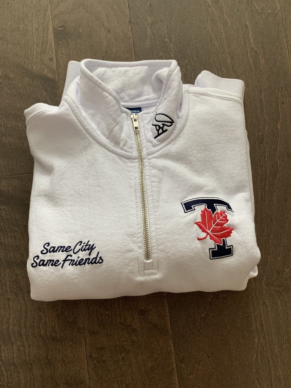 October's Very Own OVO x U of T Quarter Zip - size M | Grailed