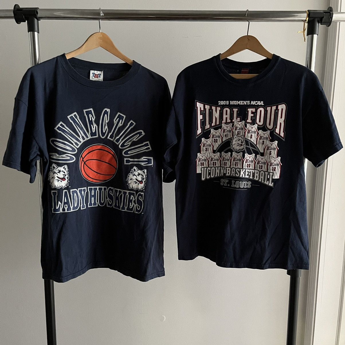 Uconn × Vintage UConn Graphic T Shirts | Grailed