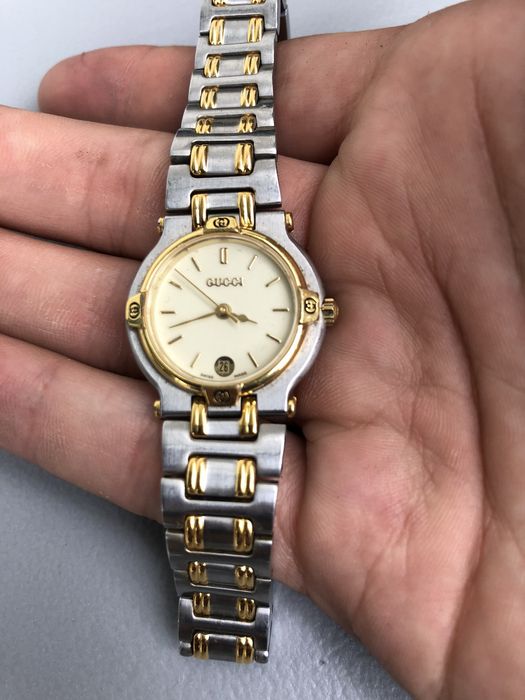 Gucci 90s Gucci 9000L Ladies Watch | Grailed