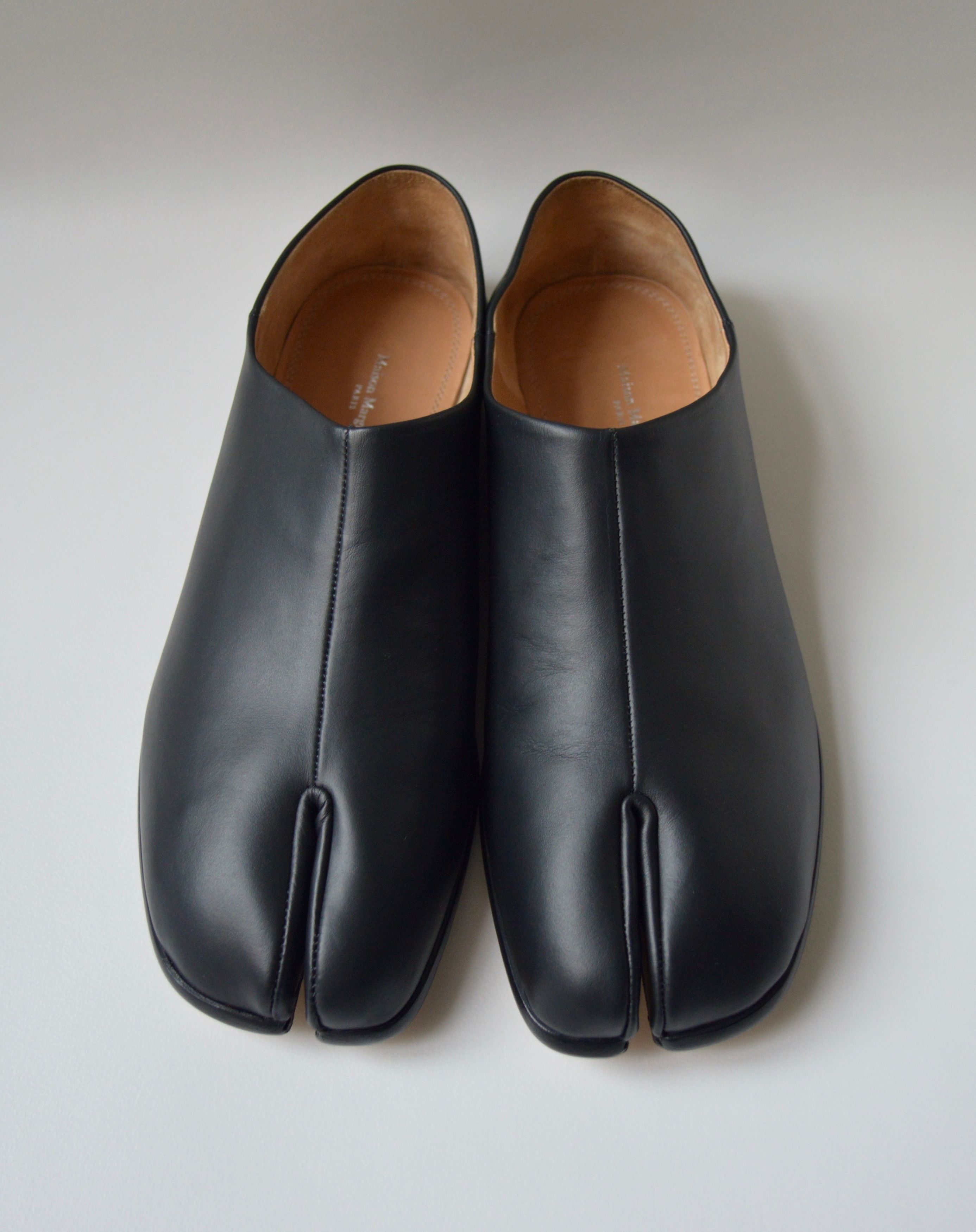 Maison Margiela Black Leather Tabi Loafers | Grailed
