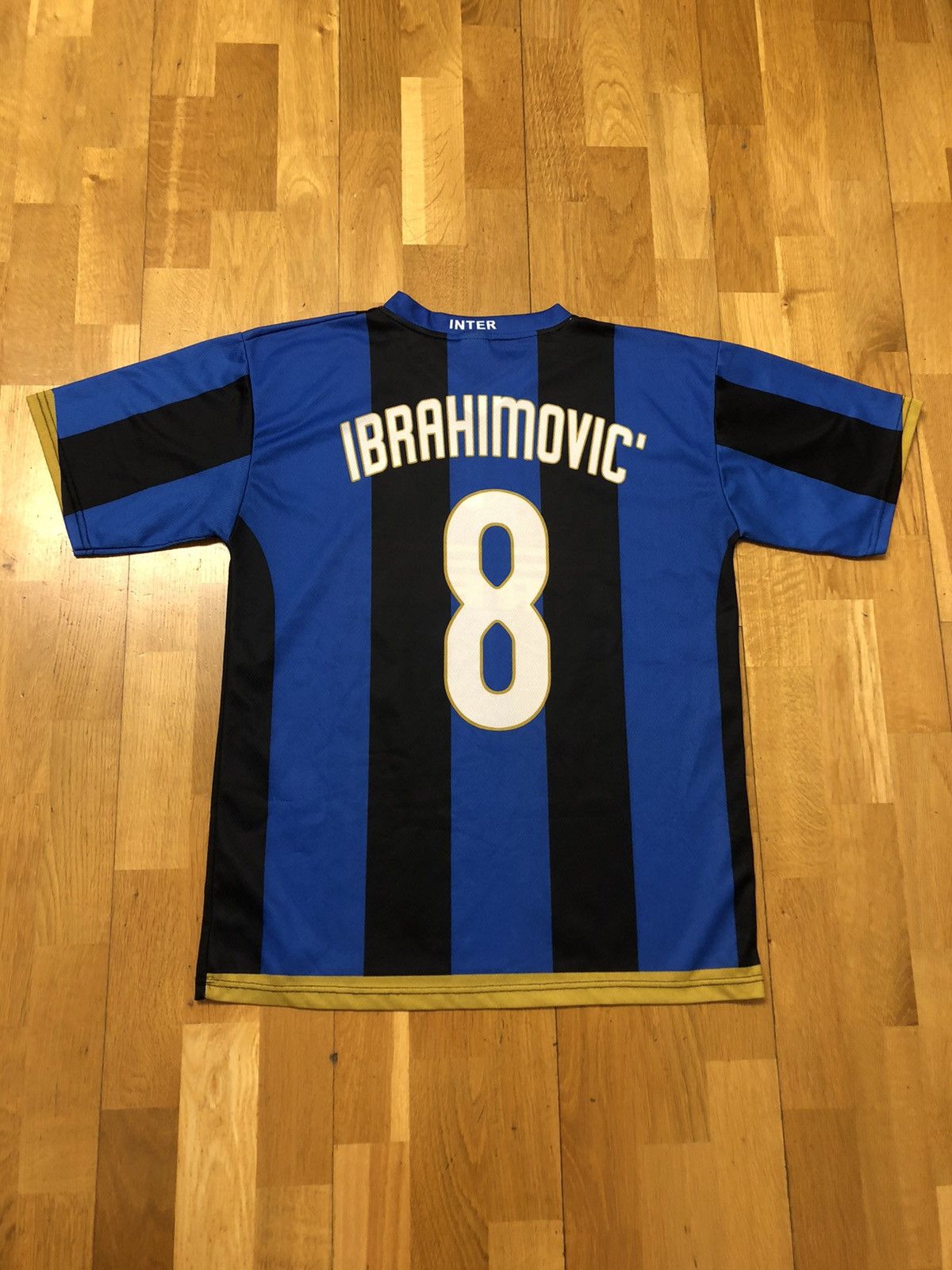 Vintage ZLATAN IBRAHIMOVIC REPLICA INTER MILAN RARE SOCCER JERSEY | Grailed