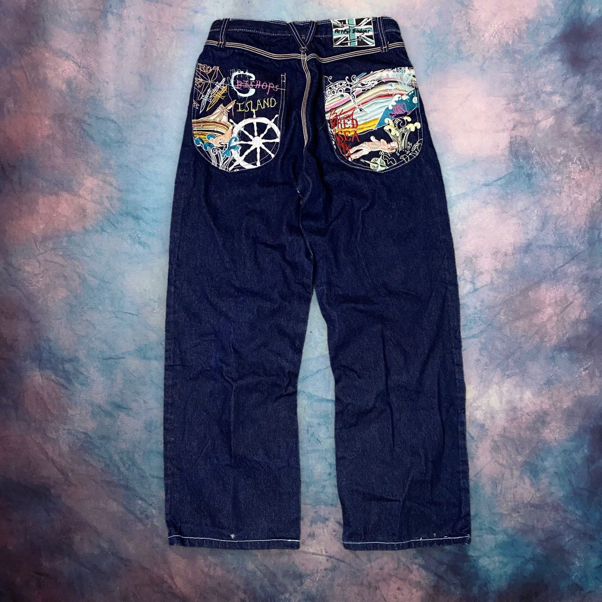 Vintage Vintage Artful Dodger Bishops Island Blood Sea Embroidered ...