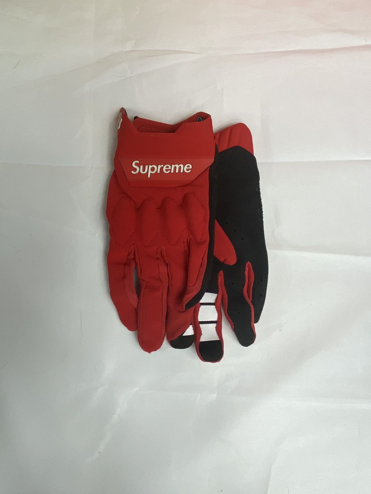 Supreme Supreme X Fox Racing Gloves | Grailed