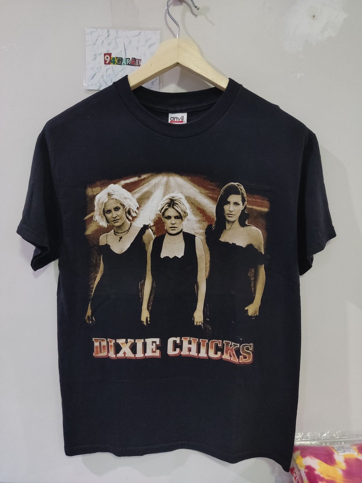 Vintage Vintage 2003 Dixie Chicks Top of the world tour T-shirt | Grailed