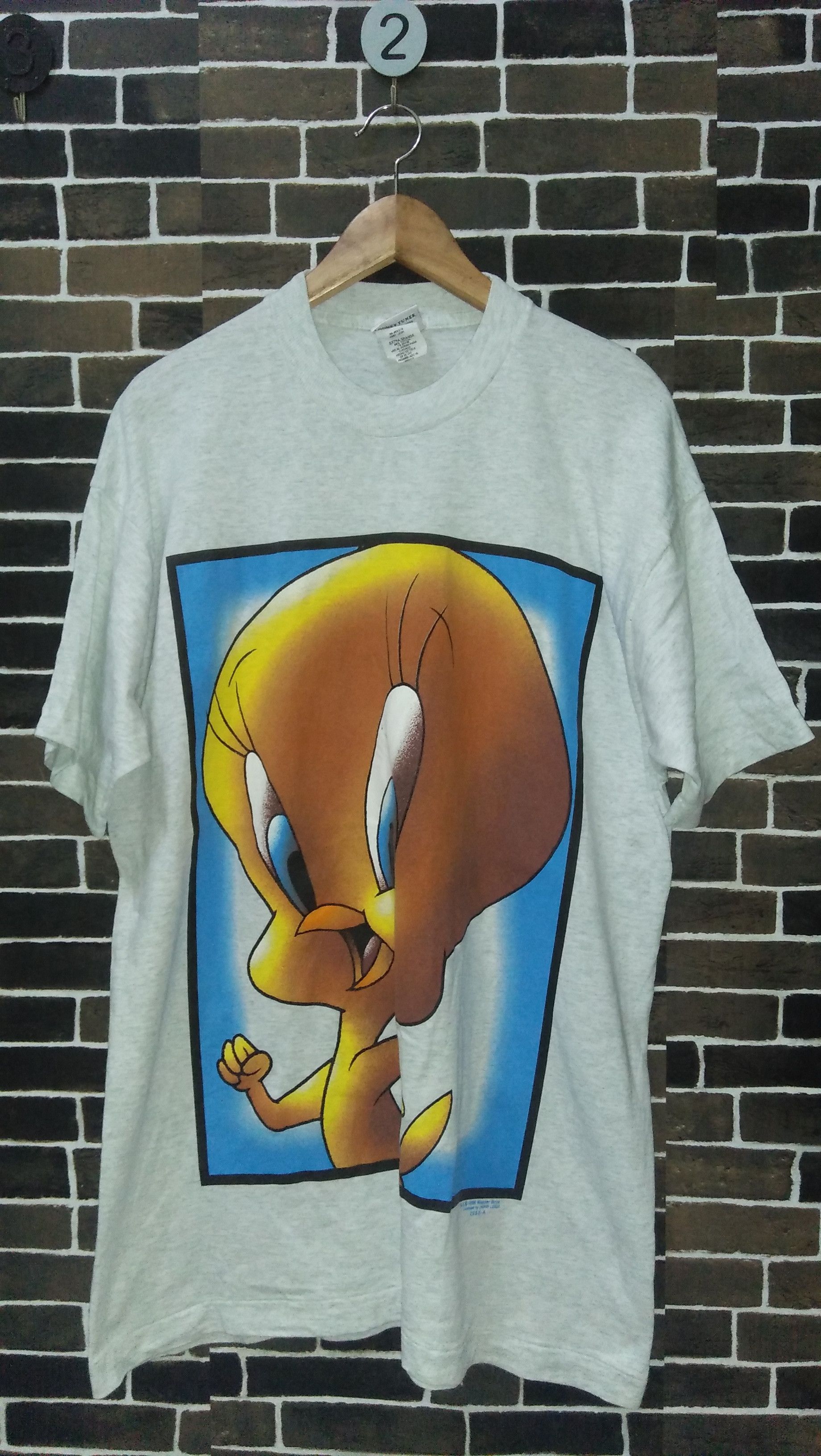 Cartoon Network × Vintage × Warner Bros Vintage 96' Tweety Warner Bros ...