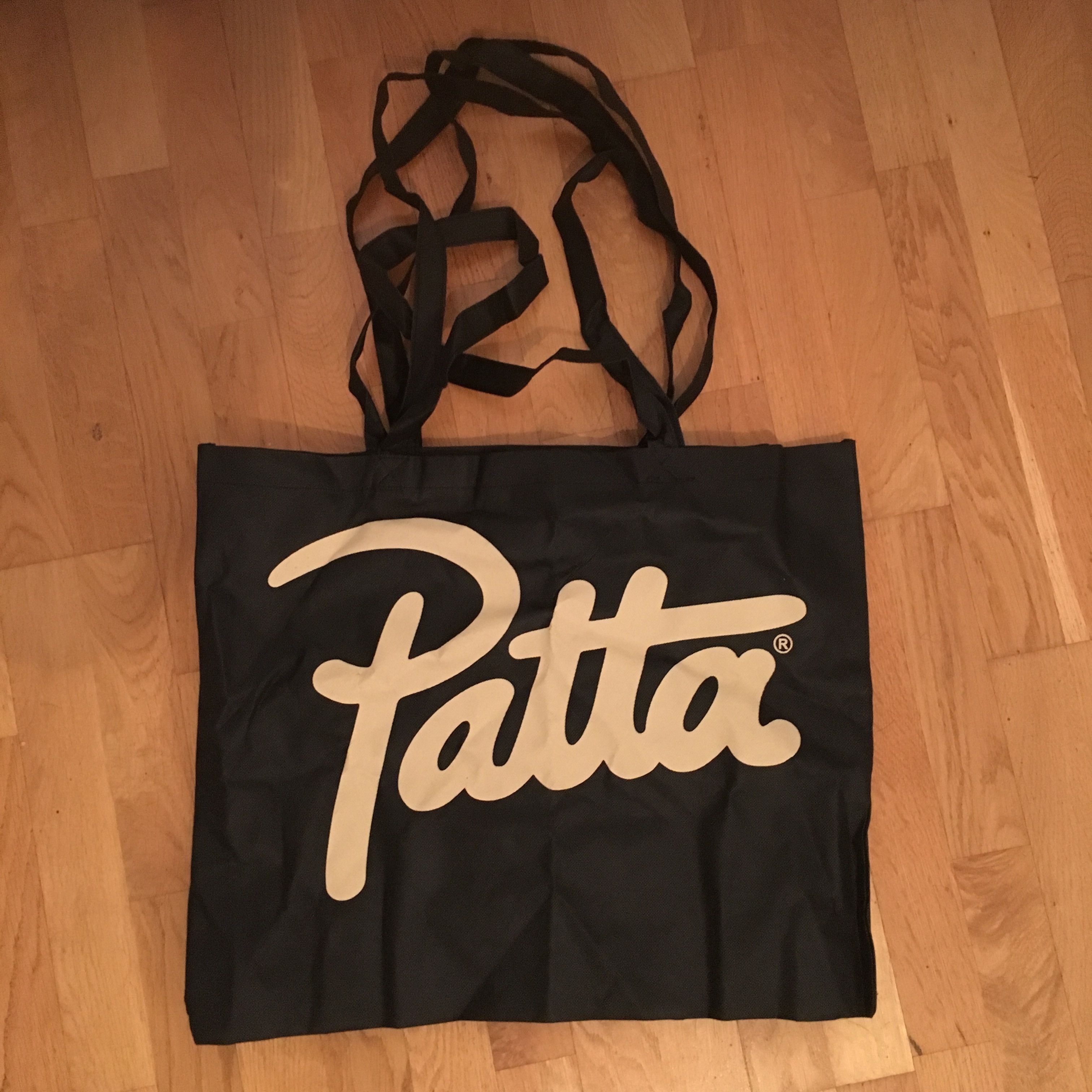 Patta Patta Tote Black Bag | Grailed