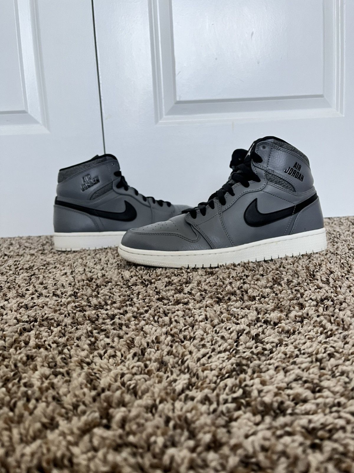 Nike Jordan 1 Wolf Grey | Grailed
