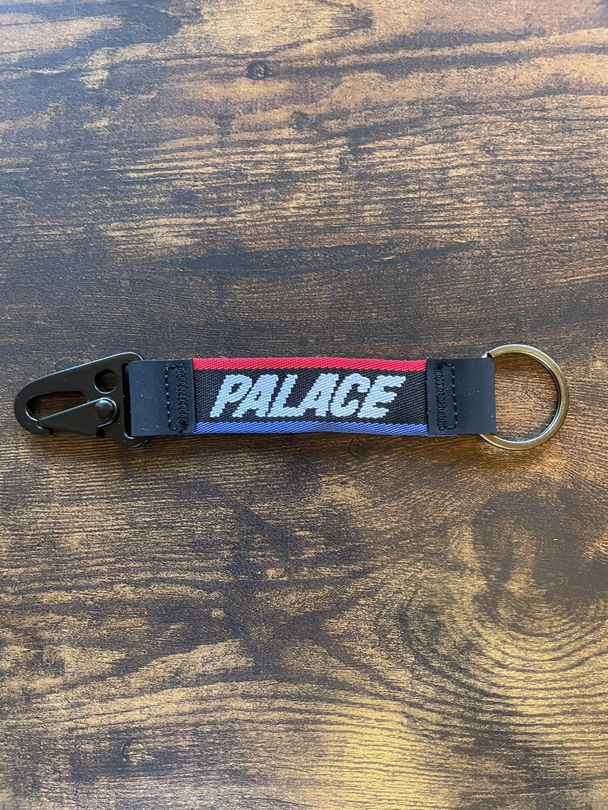 Palace Palace 17 Basically A Keychain 9/10 condition | Grailed