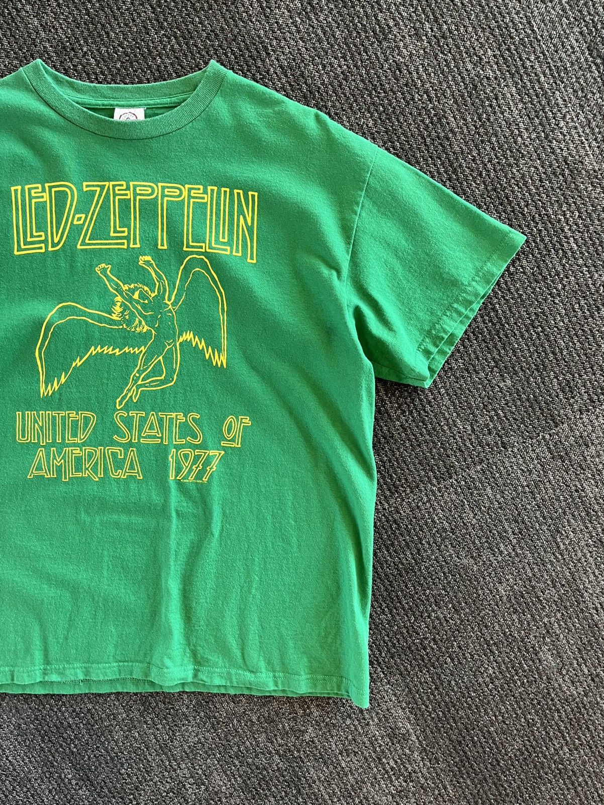 Band Tees × Led Zeppelin × Vintage Vintage 2003 Green Led Zeppelin Band ...