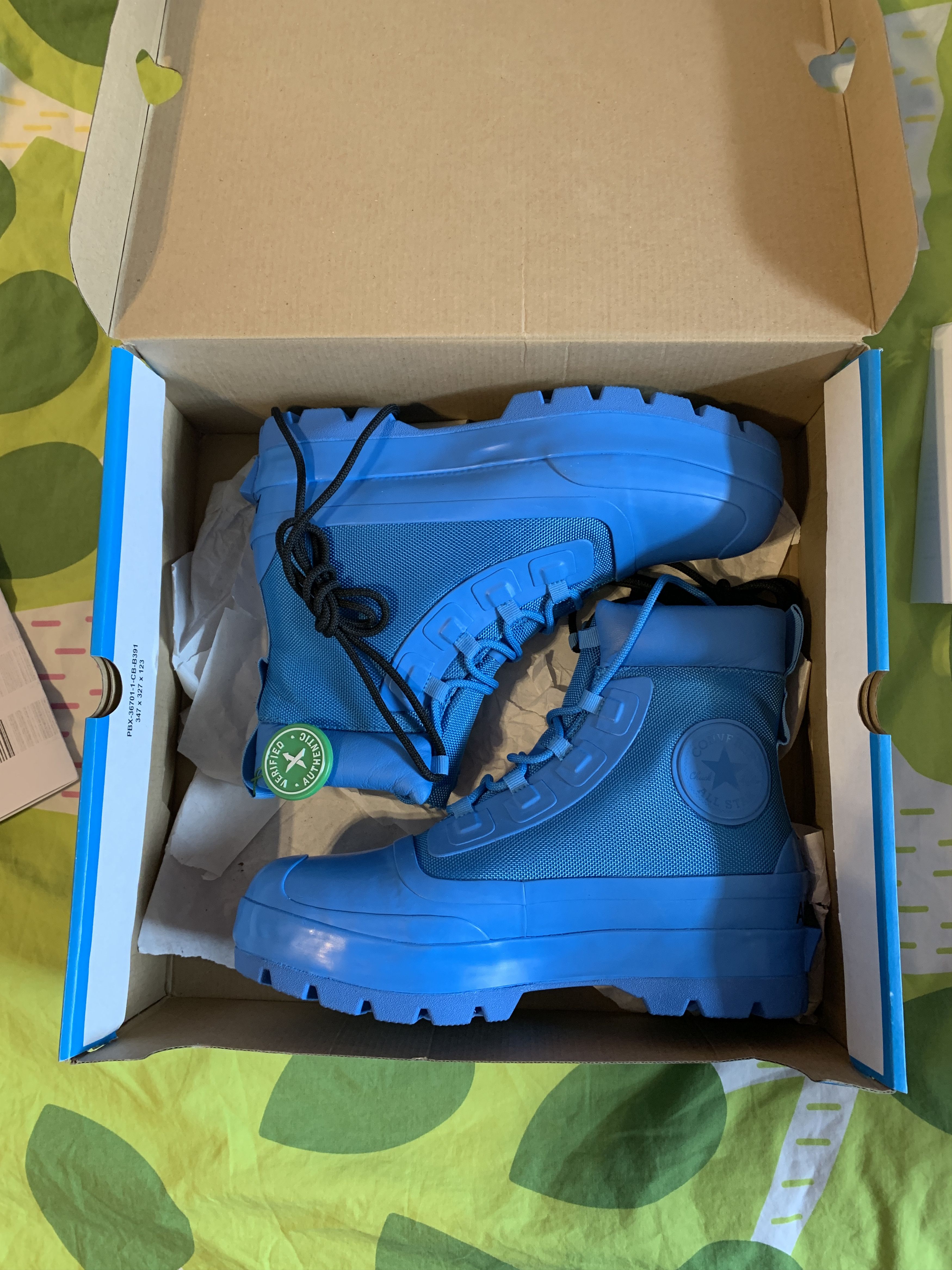 Converse NEW Blue Duck Boots | Grailed