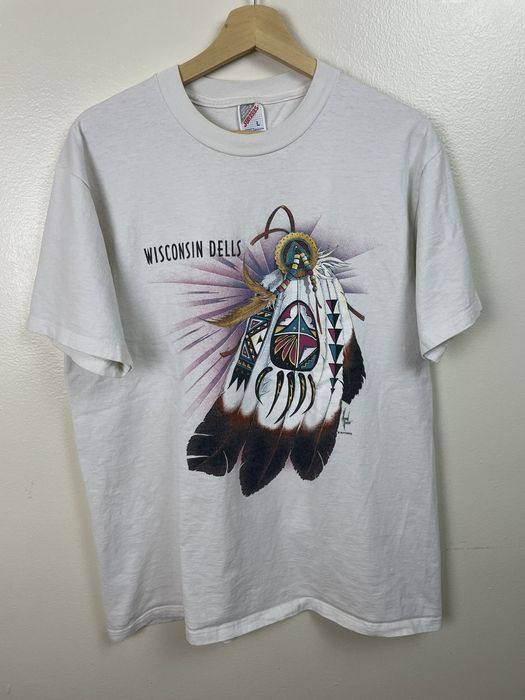 Vintage Vintage Wisconsin Dells Art Feather Graphic Suttons Native L ...