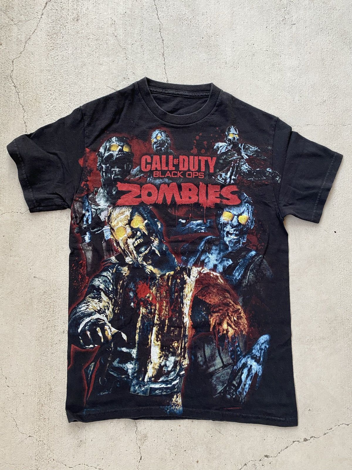 Vintage Vintage y2k Call Of Duty Black Ops Zombies Tee Shirt Size S ...