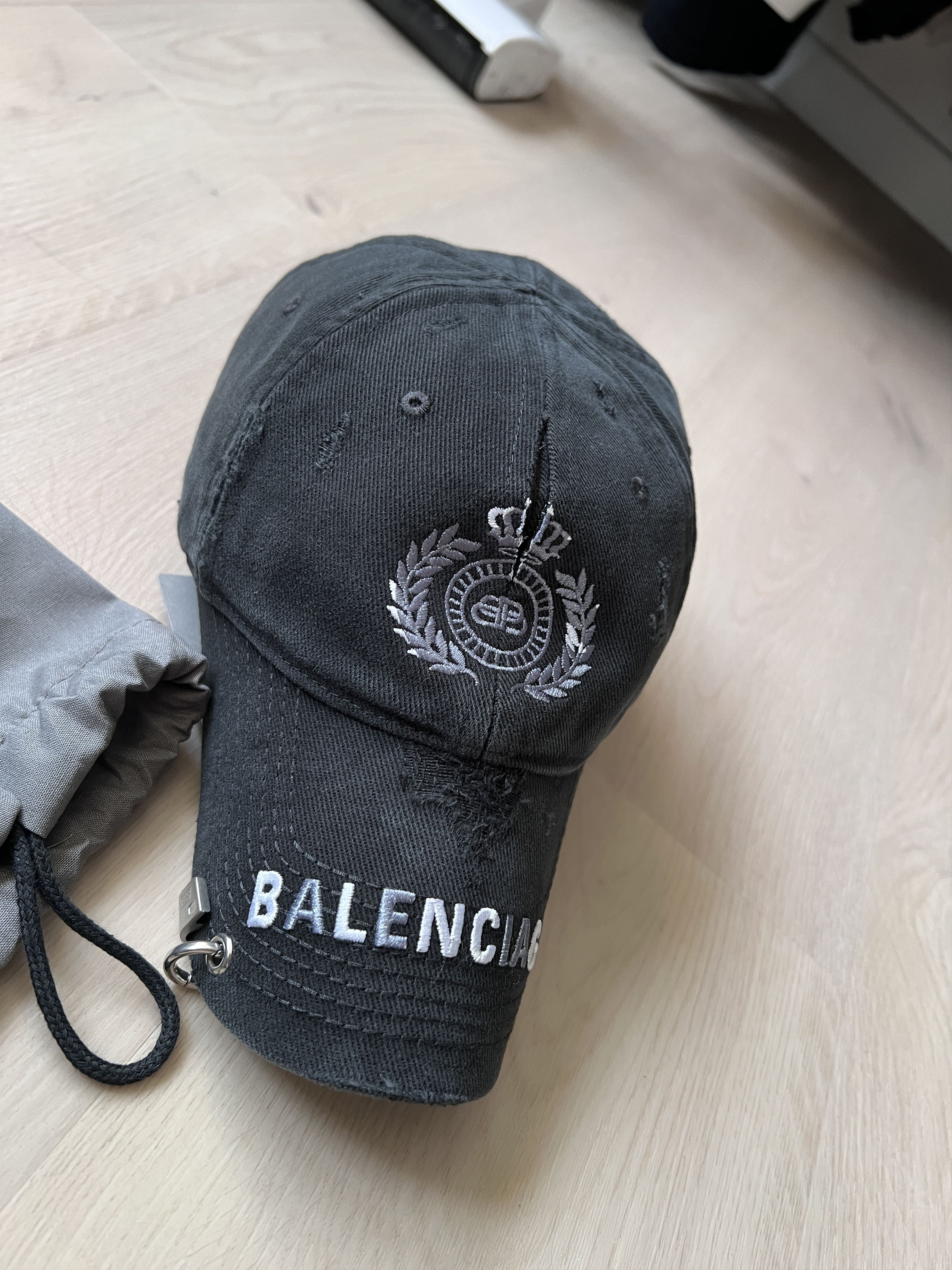 Balenciaga Balenciaga piercing cap | Grailed