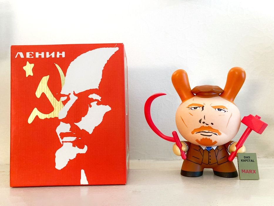 Kid Robot kidrobot lenin 8” dunny (2006) | Grailed