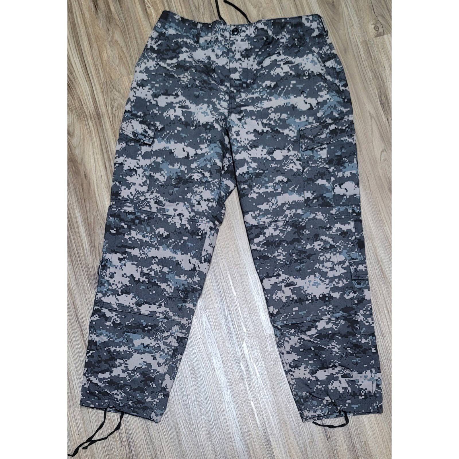 Propper Propper Digital Camo Cargo Tactical Pants | Grailed