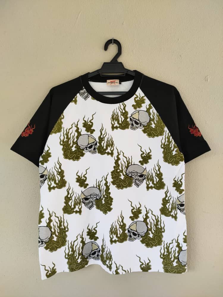Skulls 💥LAST CALL💥 Japanese Classic Script Flaming Skulls | Grailed