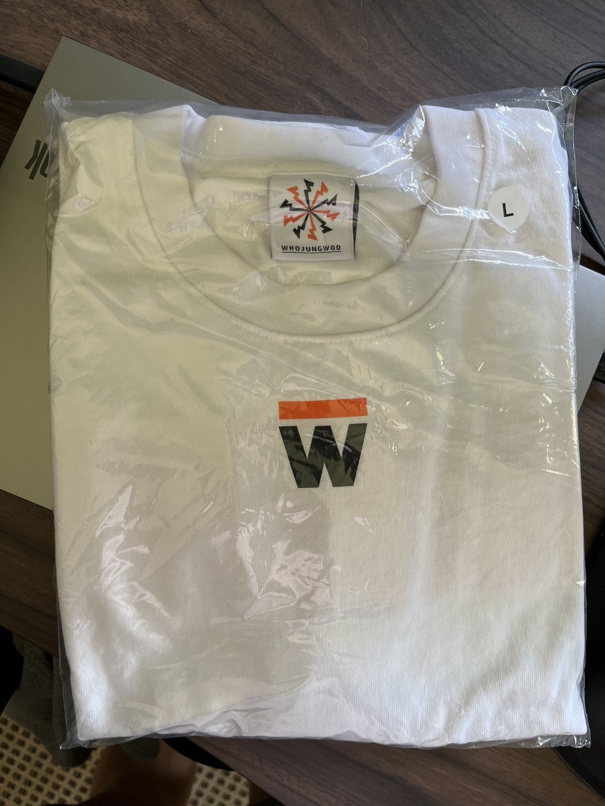 Custom WJW Whojungwoo Plain White T size L - NWT | Grailed