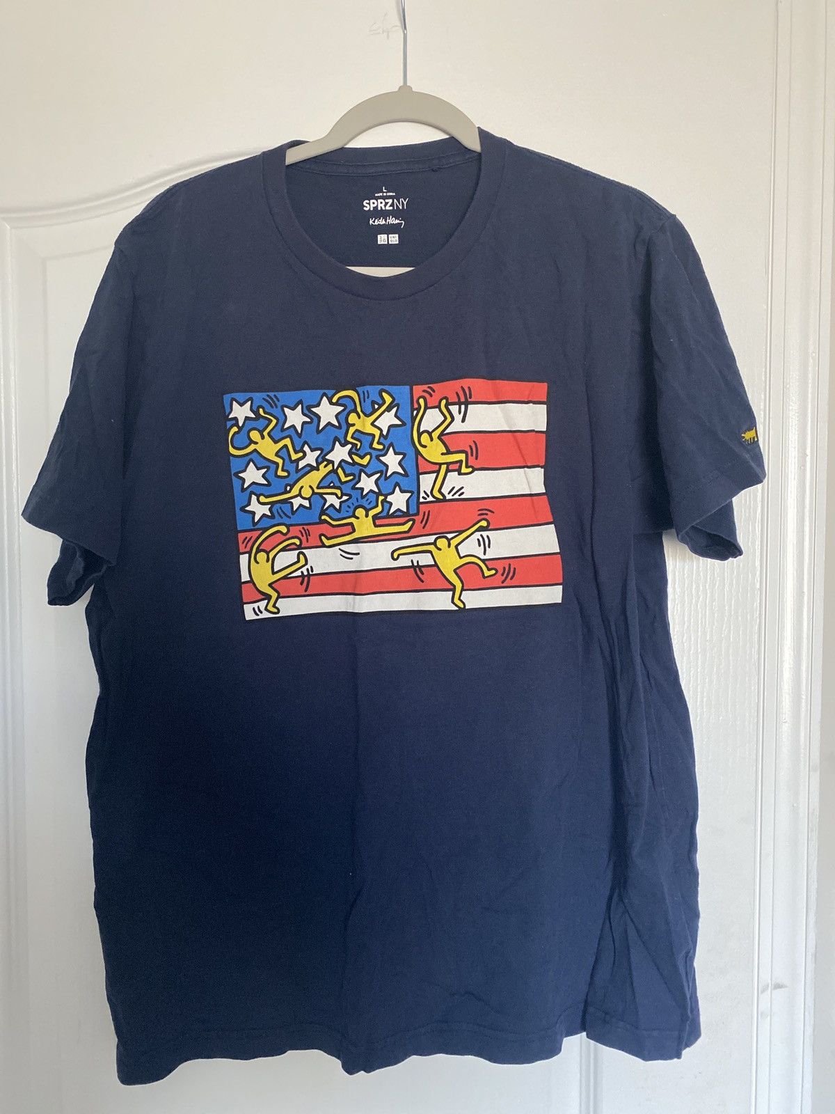 Keith Haring × Uniqlo UNIQLO SPRZ NY Keith Haring American flag T-shirt ...