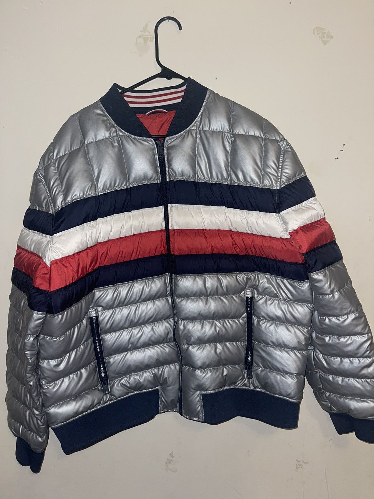 Streetwear × Tommy Hilfiger × Vintage 2XL Tommy Hilfiger puffer jacket ...