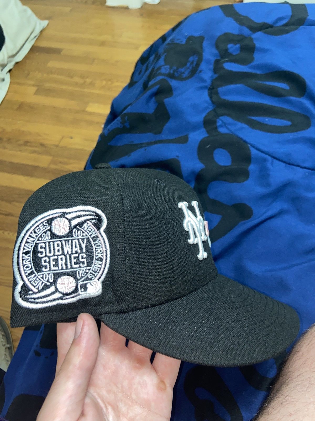 New Era Subway series Black on Pink Fitted with Side Patch 7 3/8 | Grailed