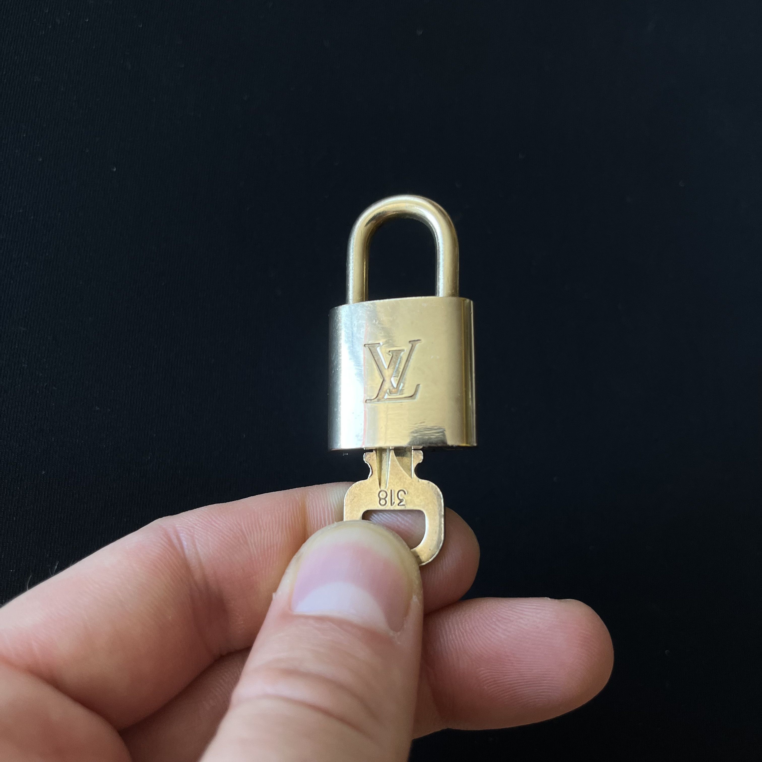 Louis Vuitton Authentic Louis Vuitton 318 Lock Padlock #124 | Grailed