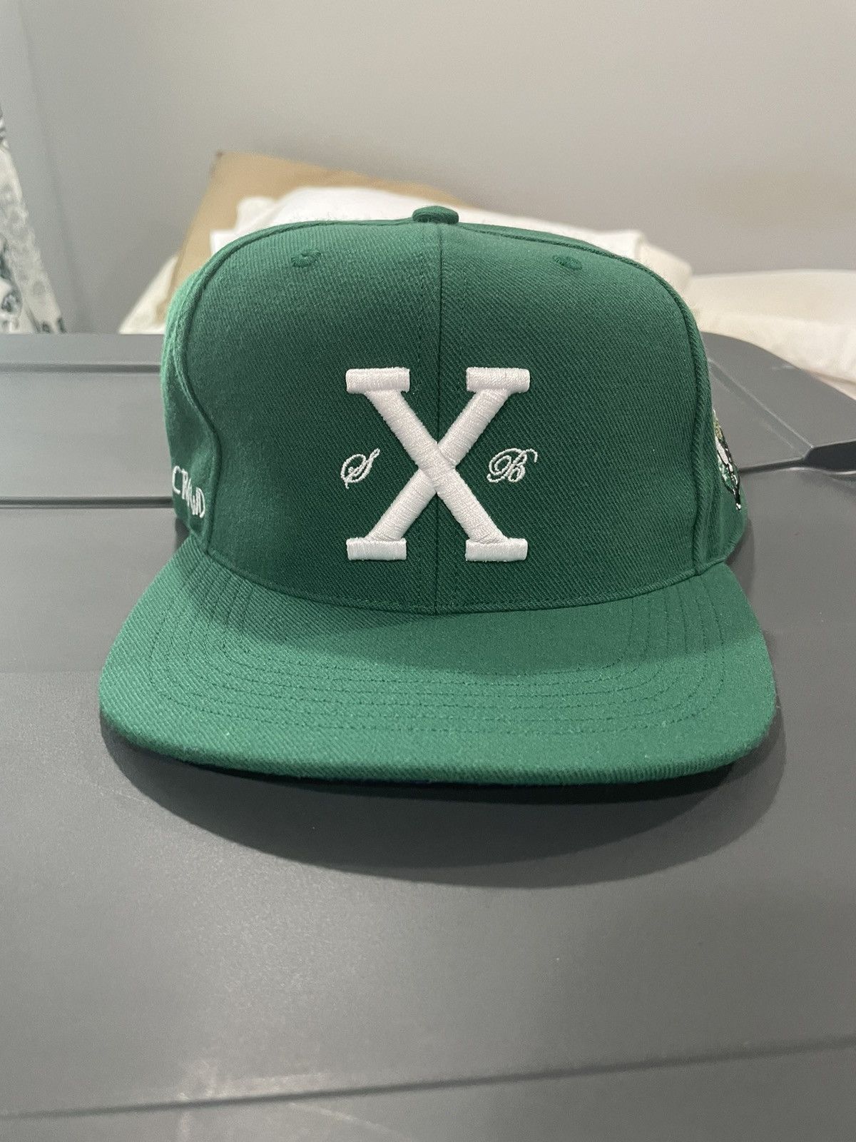 Streetwear × Tuff Crowd Tuff Crowd x Sloan & Bennett Malcolm X SnapBack ...