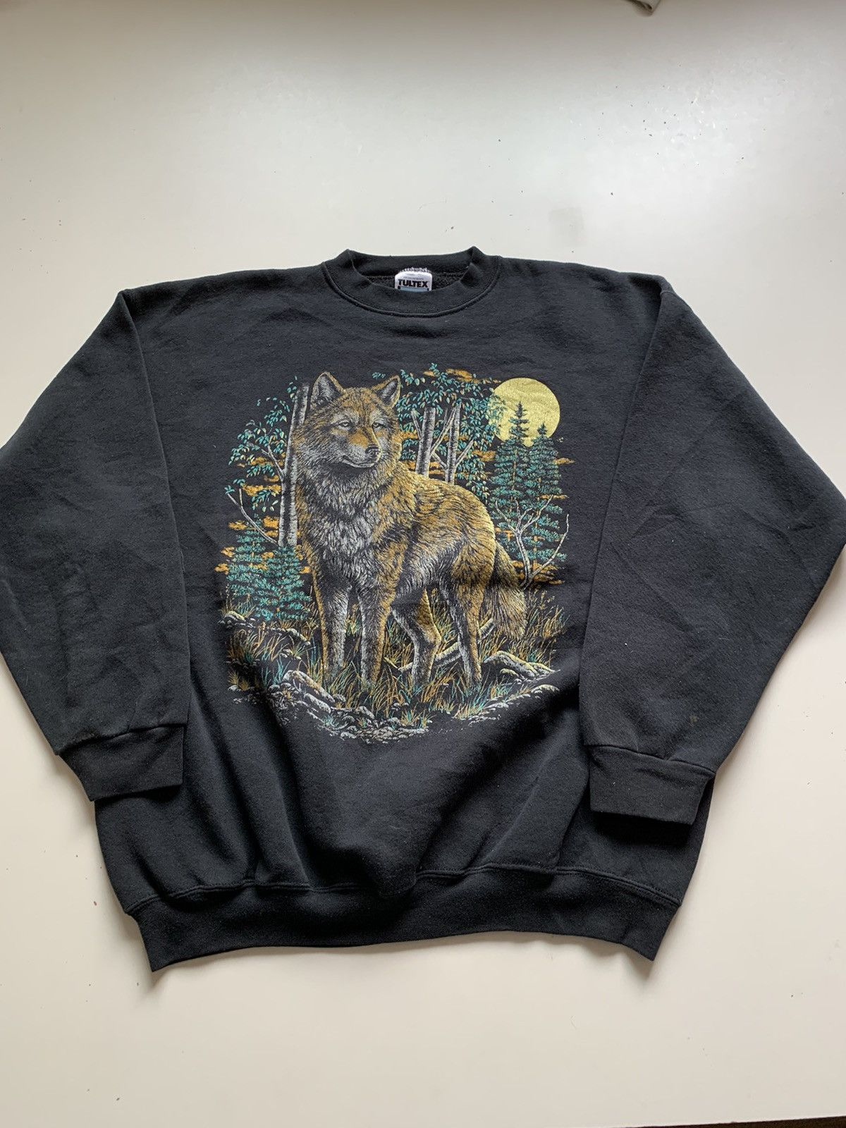 Vintage Vintage 90s Wolf wildlife graphic Crewneck faded made in usa ...