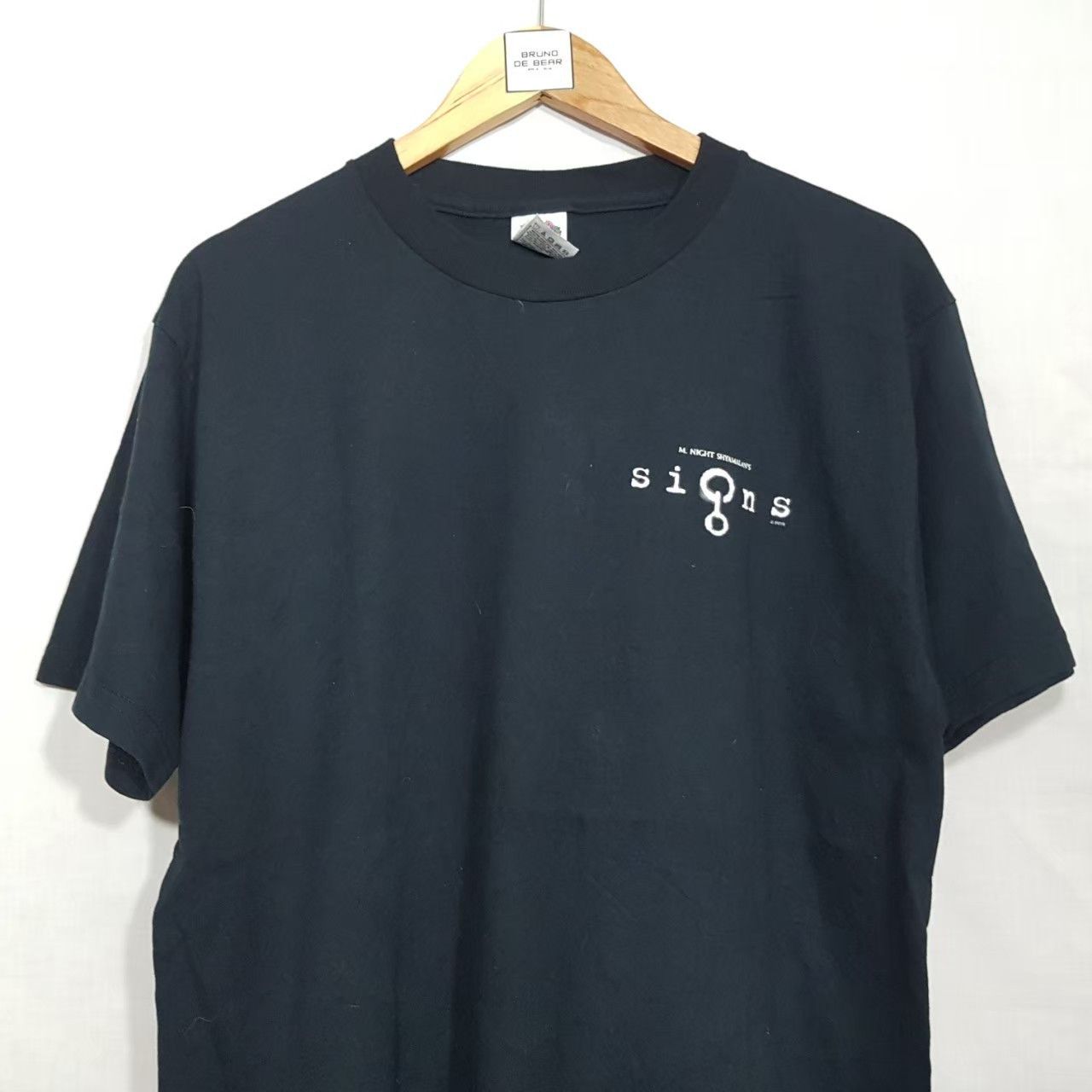 Movie × Vintage Vintage 2002's Signs Movie shirt | Grailed