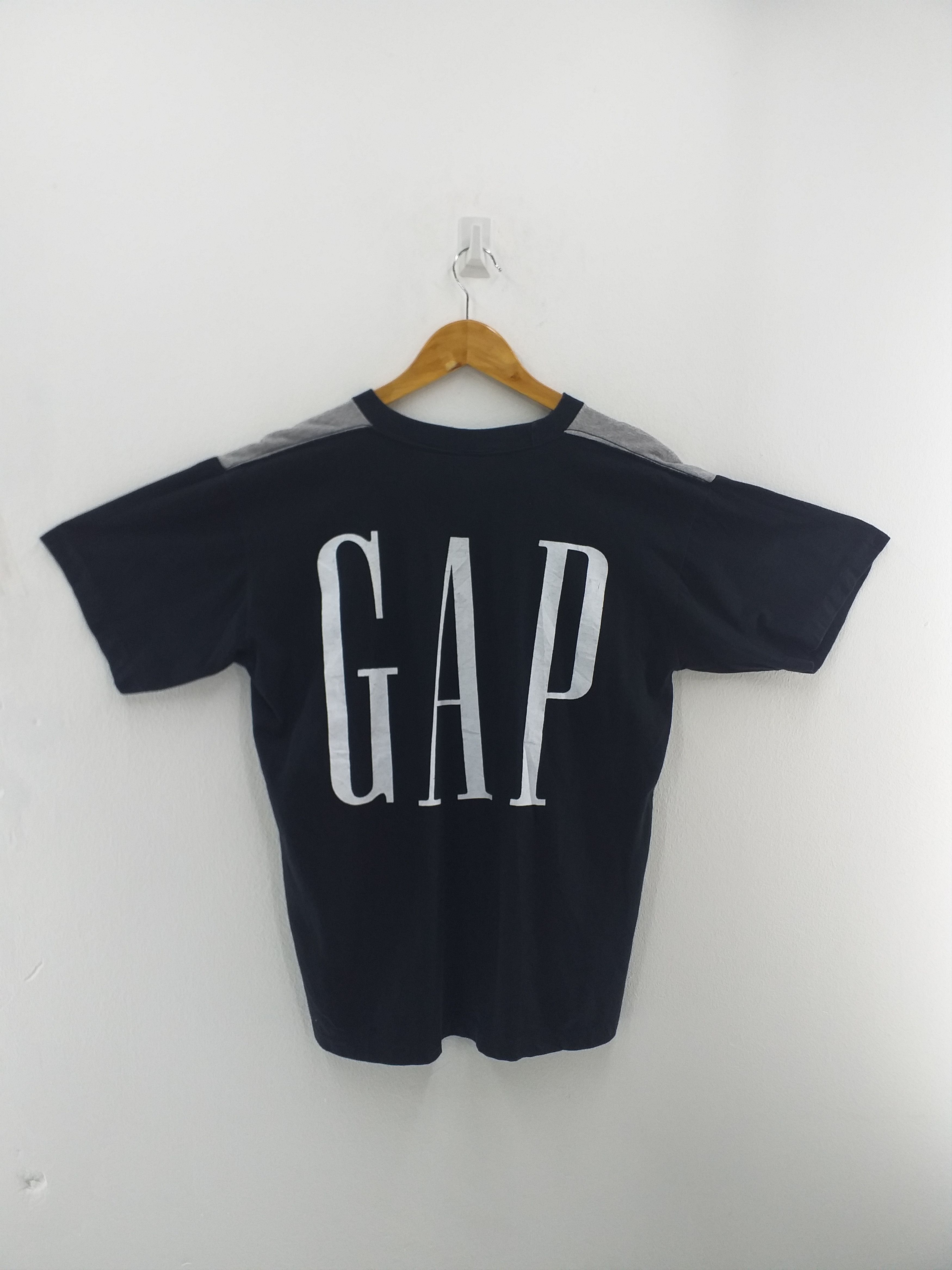 Gap × Vintage Vintage Gap BIG LOGO Black 1993 Large Tee | Grailed