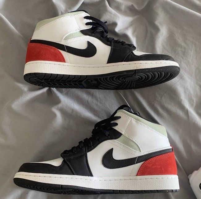 Jordan Brand Air Jordan 1 retro mid “Red Black Toe” | Grailed