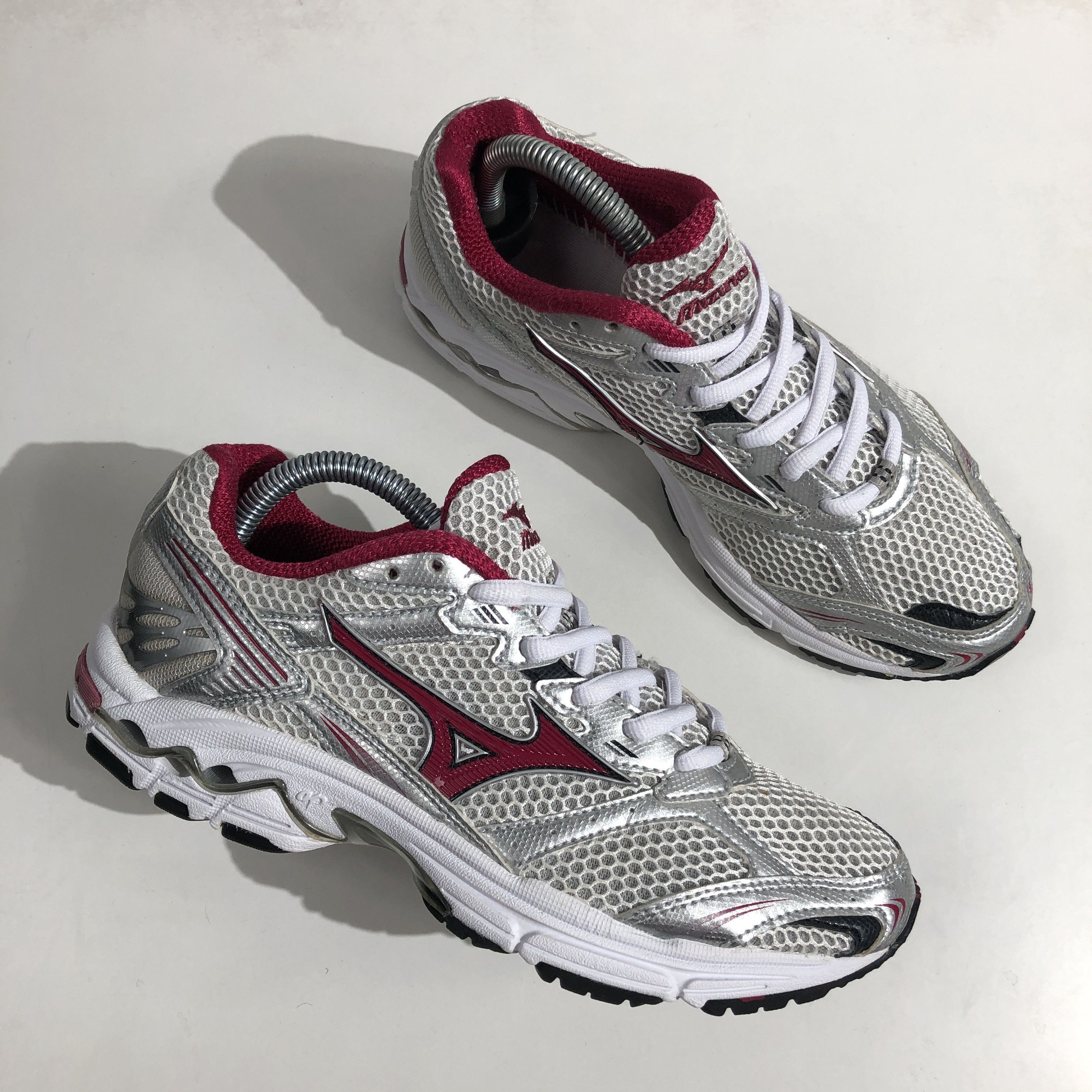 Mizuno Mizuno Wave Rider 13 US W8.5 EU 39 | Grailed