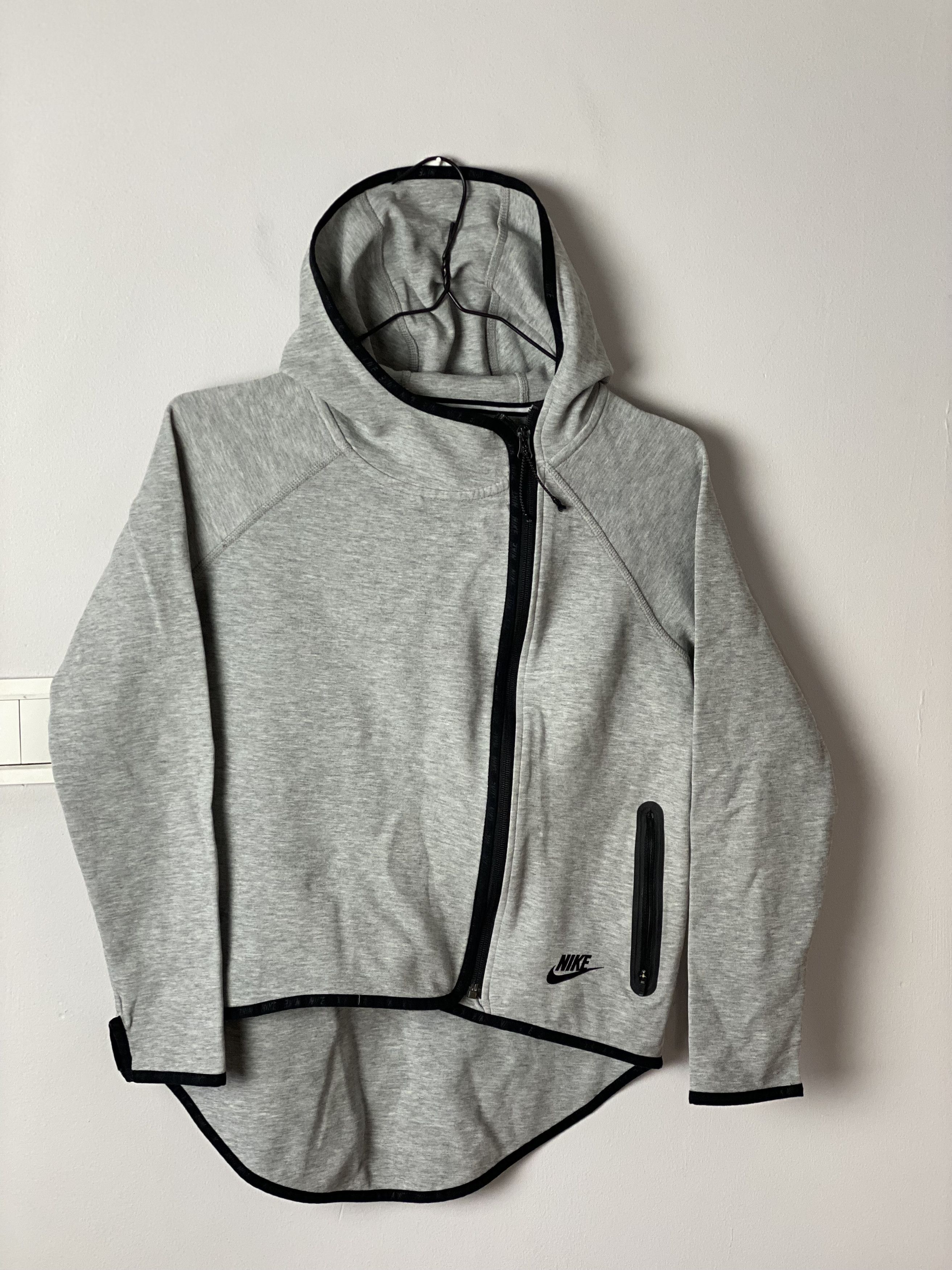 Nike Nike tech fleece zip-up hoodie | Grailed