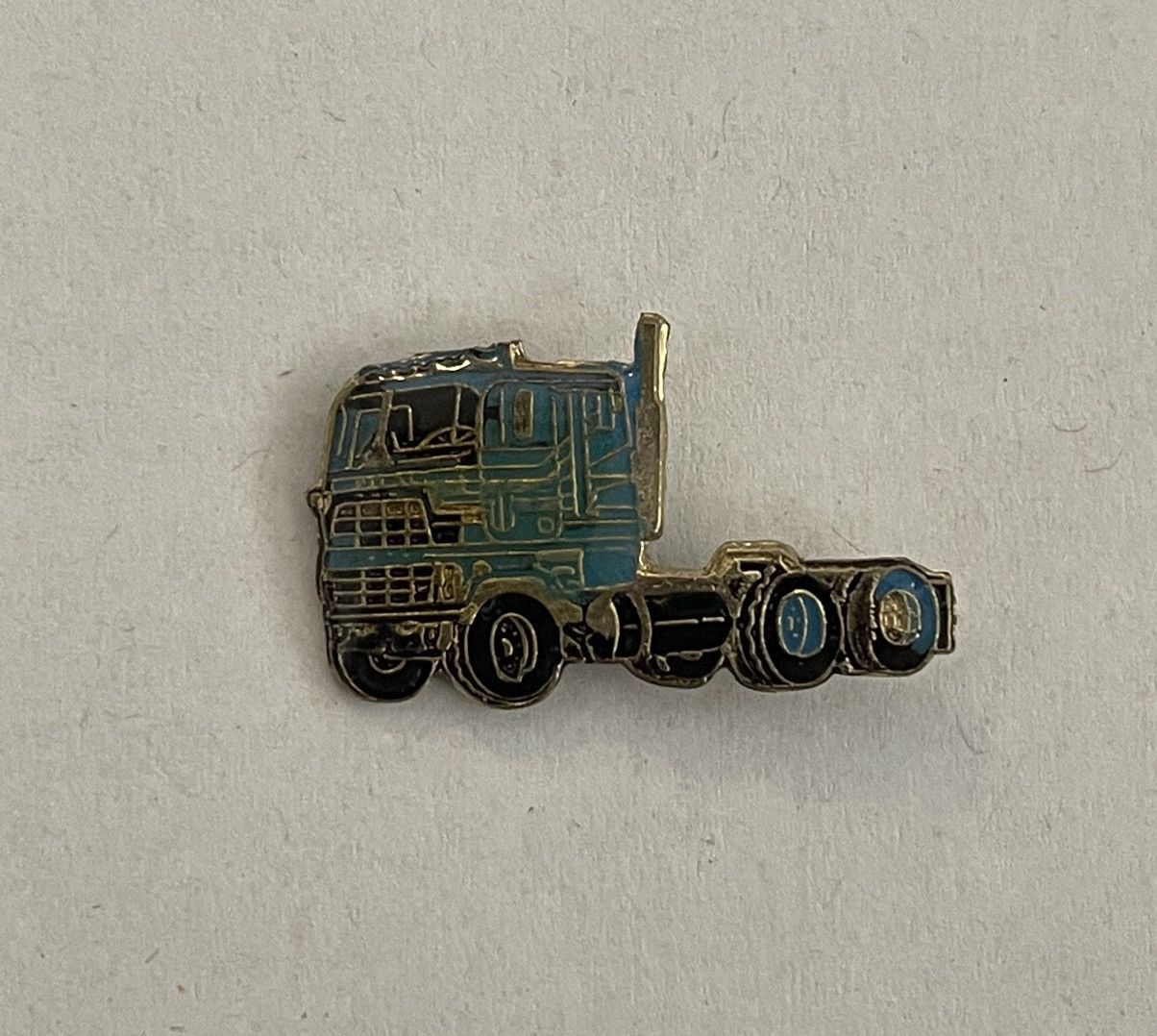 Vintage Vintage Enamel Trucker Hat Big Rig Pin | Grailed