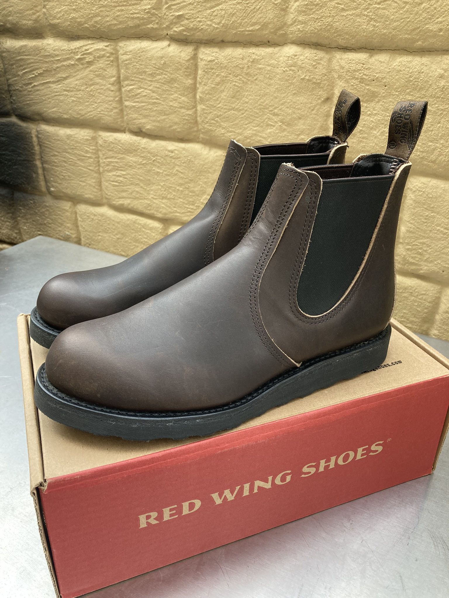 Red Wing Red Wing Classic Chelsea 3191 | Grailed