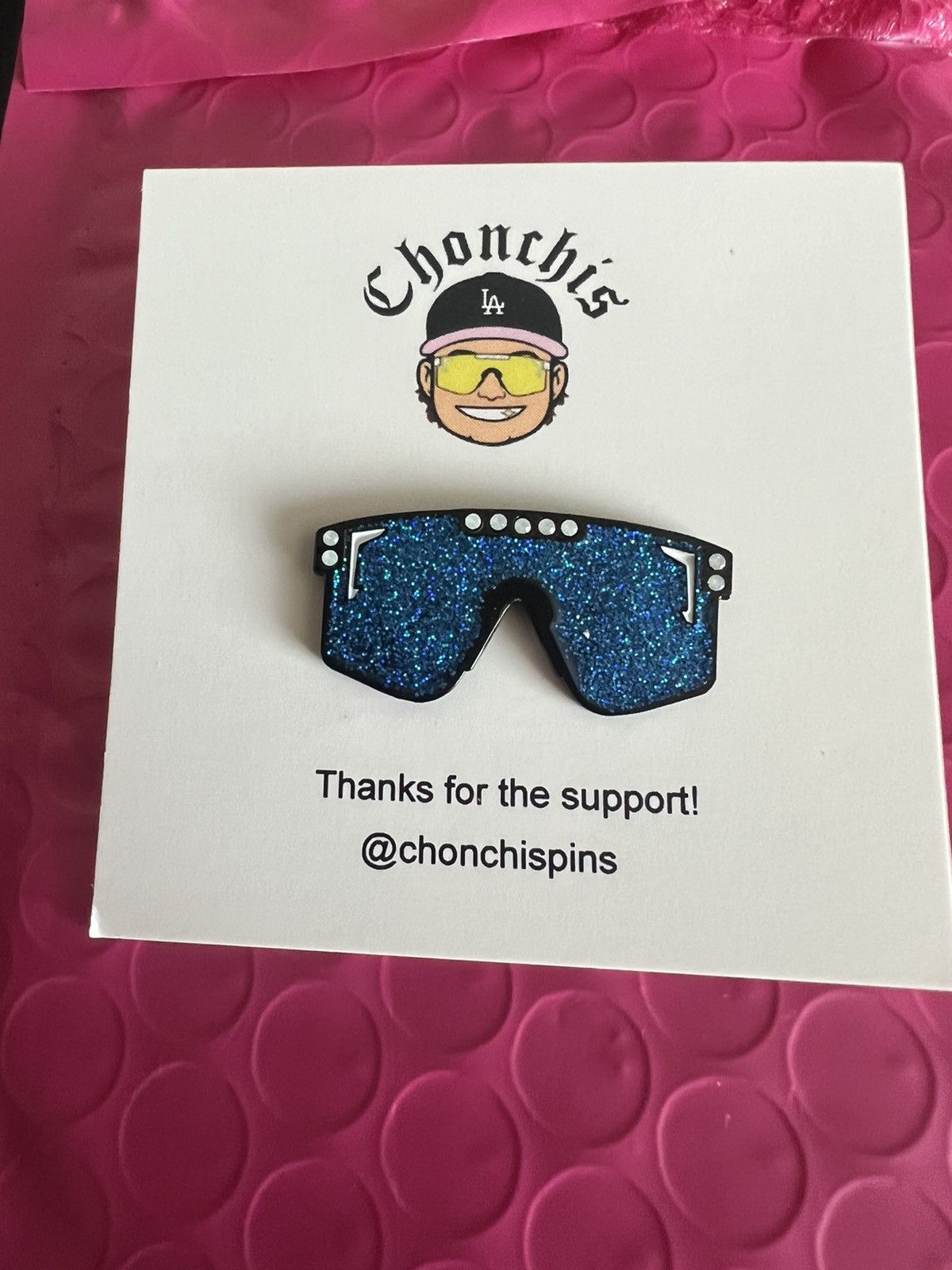 Hat Club × New Era × Pins Chonchis Pins Blue Glitter Sunglasses Pin ...
