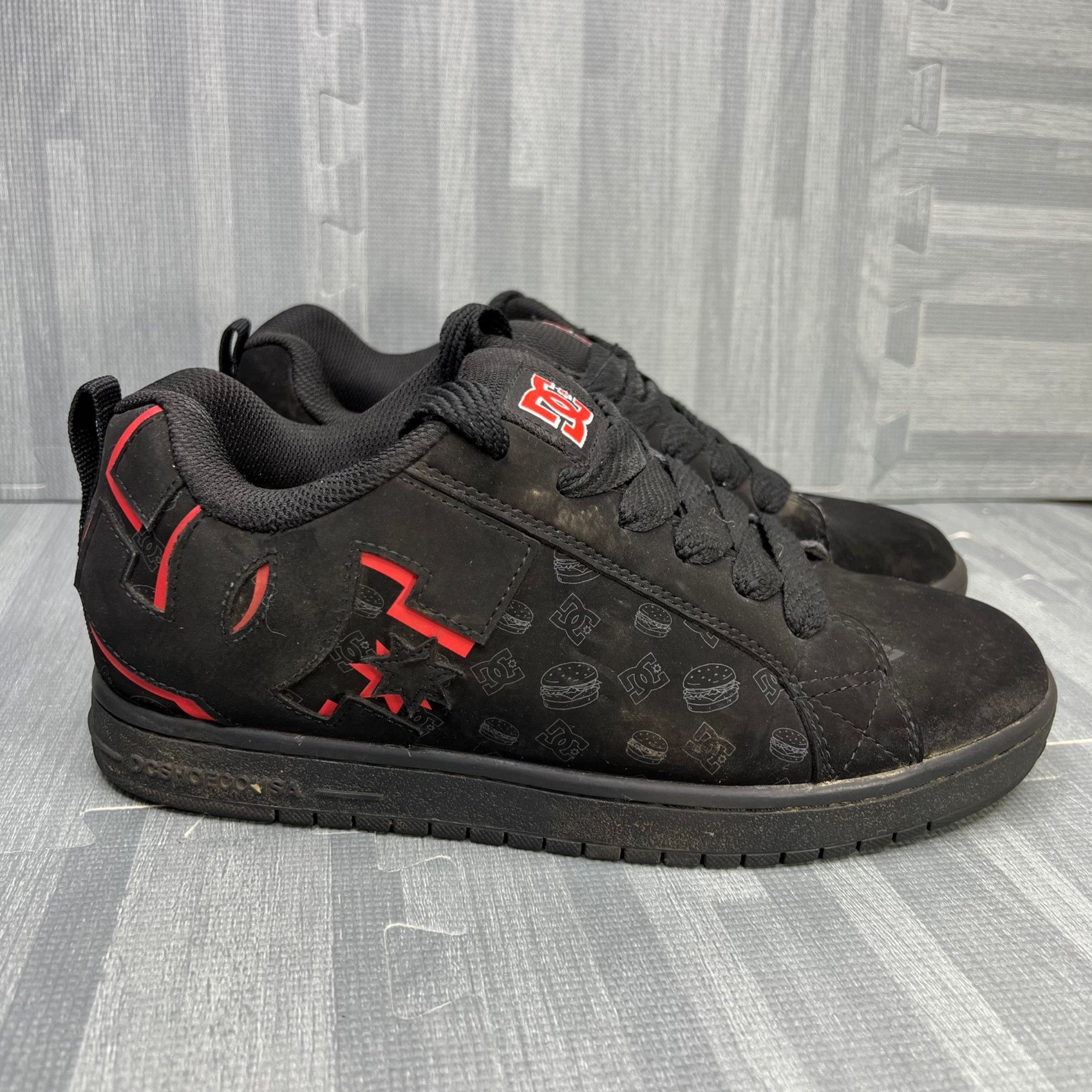 Dc DC Bob's Burgers Court Graffik Skate Shoes Black/Red | Grailed