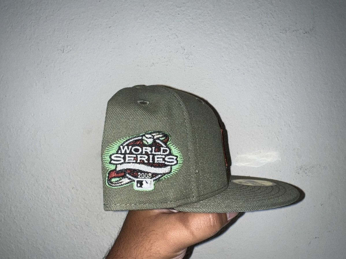 Hat Club × New Era Hat Club New Era New York Yankees Aux Pack MF DOOM 7 ...