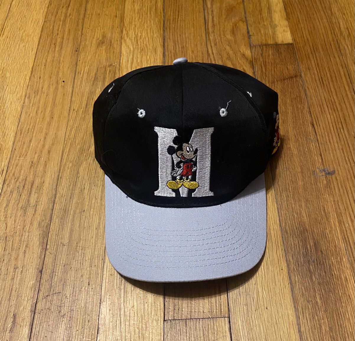Vintage Vintage 1990s Disney Mickey Mouse Blockhead Snapback Hat | Grailed