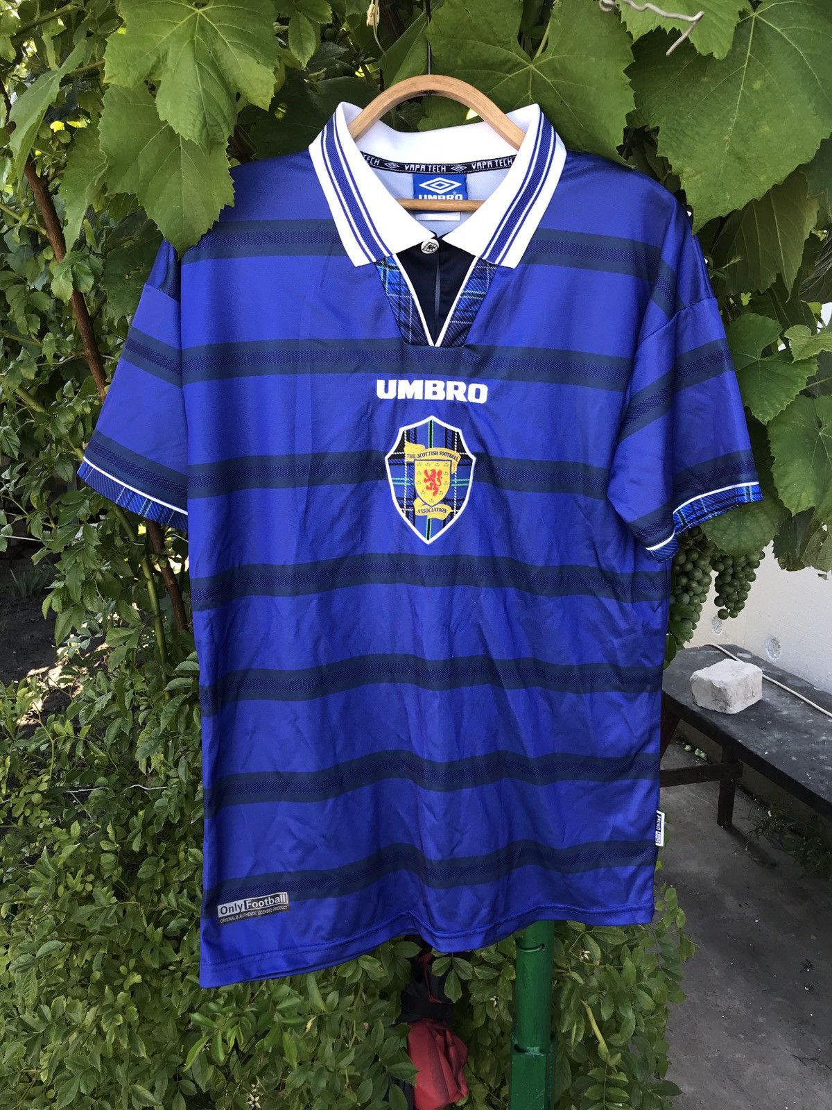 Umbro × Vintage Umbro Scotland 98-00 Vintage Soccer Jersey T Shirt ...