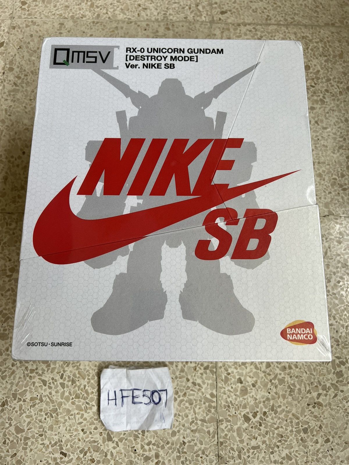 Nike Bandai Gundam x Nike SB Unicorn QMSV RX-0 Banshee 02 Figure | Grailed