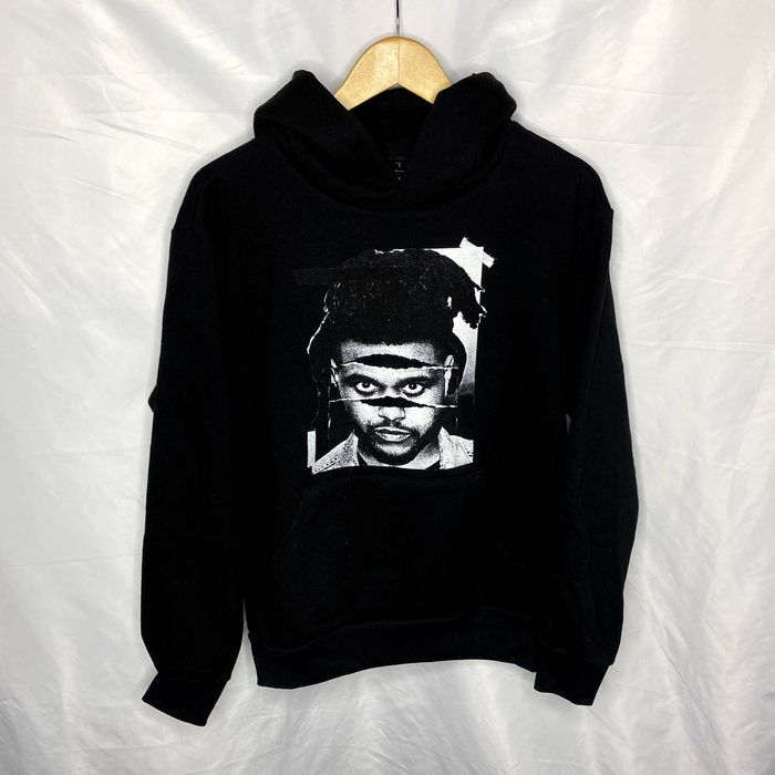 The Weeknd XO Beauty Behind the Madness BBTM 5 Year Tour Merch Hoodie ...