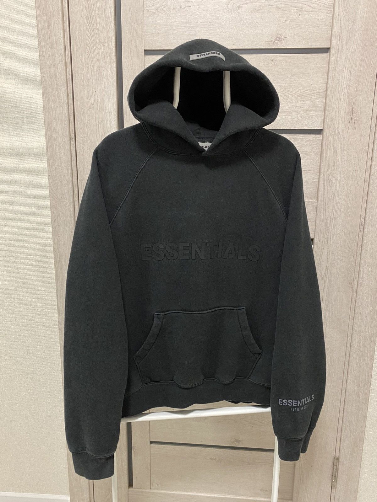 FOG × Fear of God × Streetwear FEAR OF GOD Essentials Reflective Logo ...