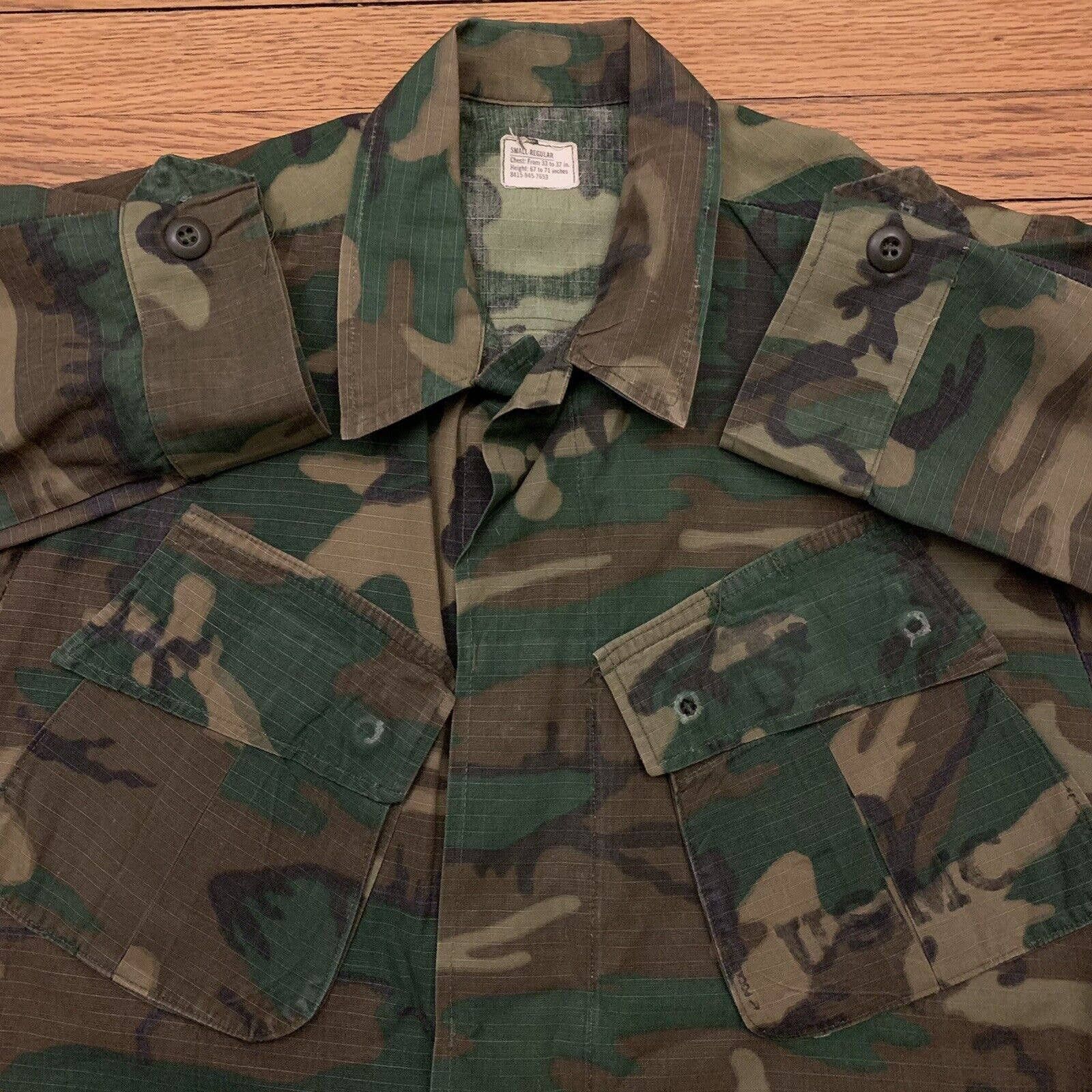 Military × Vintage 1969 VIETNAM ERA US MILITARY MAN CAMO CLASS 2 WR ...